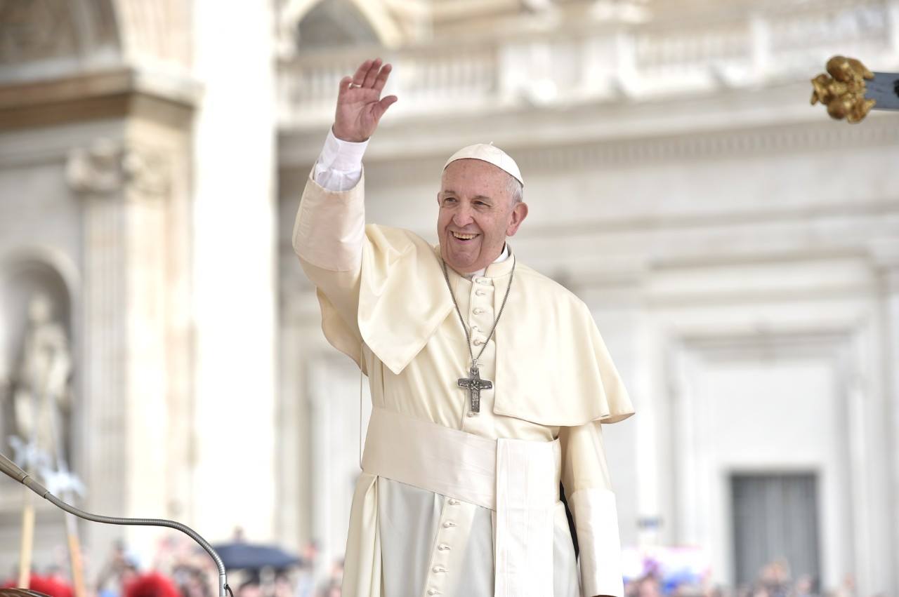 „Ori stai bine cu Dumnezeu ori stai bine cu diavolul” – Papa Francisc ... „Ori stai bine cu Dumnezeu ori stai bine cu diavolul” – Papa Francisc ...